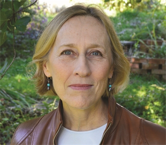 Elizabeth Hay | Hachette UK
