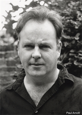 Paul Arnott | Hachette UK