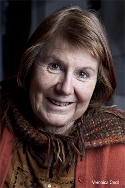 Veronica Cecil | Hachette UK