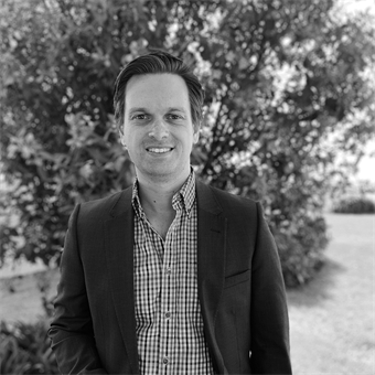 Thomas Pavitte | Hachette UK