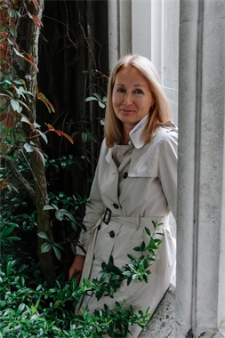 S D Sykes | Hachette UK