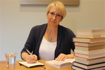 Nicola Morgan | Hachette UK