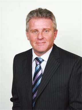 Steve Wilkins | Hachette UK