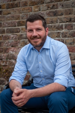 Thomas Leeds | Hachette UK