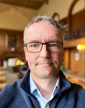 Stephen Ronson | Hachette UK