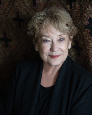 Jeanne Mackin | Hachette UK