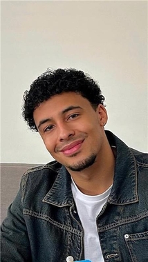 Kit Brown | Hachette UK